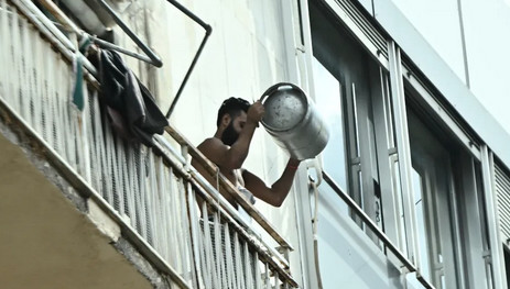 ΤΕΛΟΣ ΣΤΟ ΘΡΙΛΕΡ ΣΤΗΝ ΑΧΑΡΝΩΝ-ΣΥΝΕΛΗΦΘΗ Ο ΑΝΔΡΑΣ ΠΟΥ ΑΠΕΙΛΟΥΣΕ ΝΑ ...