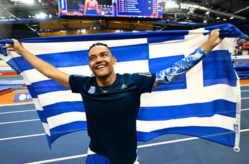 ΕΜΜΑΝΟΥΗΛ ΚΑΡΑΛΗΣ: ΠΡΩΤΑΘΛΗΤΗΣ ΕΥΡΩΠΗΣ Ο ΜΑΝΟΛΟ ΜΑΖΙ ΜΕ ΤΟΝ ΦΛΟΟΝ ...