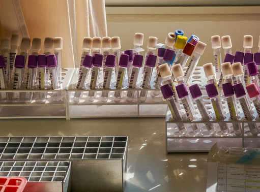 ΤΟ ΠΡΩΤΟ ΦΑΡΜΑΚΟ ΣΤΗΝ ΙΣΤΟΡΙΑ ΠΟΥ ΠΕΤΥΧΕ 100% ΙΑΣΗ ΣΕ ΕΝΑΝ ΤΥΠΟ ...