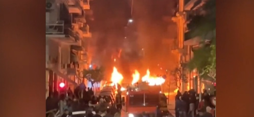ΣΚΗΝΕΣ ΑΝΑΡΧΙΑΣ ΣΤΑ ΕΞΑΡΧΕΙΑ - ΦΩΤΙΕΣ ΠΑΝΤΟΥ ΜΕ 72 ΣΥΛΛΗΨΕΙΣ - ΒΙΝΤΕΟ ...
