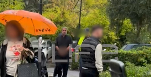 ΜΕ ΧΕΙΡΟΠΕΔΕΣ ΣΤΑ ΔΙΚΑΣΤΗΡΙΑ Ο ΗΘΟΠΟΙΟΣ ΒΑΣΙΛΗΣ ΜΠΙΣΜΠΙΚΗΣ (VIDEO ...
