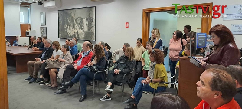 ΕΔΕΣΣΑ : ΔΙΑΜΑΡΤΥΡΙΑ ΓΟΝΕΩΝ ΣΤΟ ΔΗΜΟΤΙΚΟ ΣΥΜΒΟΥΛΙΟ ΓΙΑ ΤΗΝ ΣΥΓΧΩΝΕΥΣΗ ...