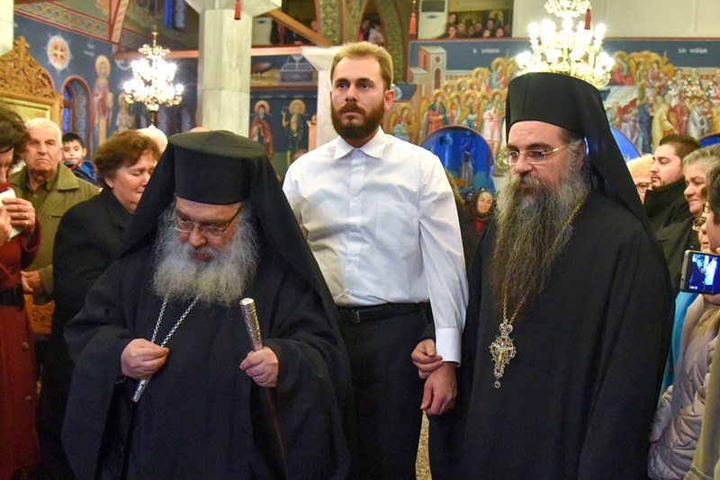 ΜΟΝΑΧΙΚΗ ΚΟΥΡΑ ΚΑΙ ΧΕΙΡΟΤΟΝΙΑ ΤΟΥ π. ΚΑΛΛΙΝΙΚΟΥ ΣΑΡΑΚΙΝΛΗ ΣΤΗΝ ΑΡΙΔΑΙΑ ...