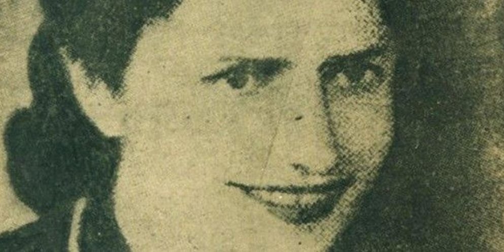 ΕΙΡΗΝΗ ΓΚΙΝΗ, Η ΠΡΩΤΗ ΓΥΝΑΙΚΑ ΠΟΥ ΕΚΤΕΛΕΣΤΗΚΕ ΑΠΟ ΤΟΝ ΕΛΛΗΝΙΚΟ ΣΤΡΑΤΟ ...
