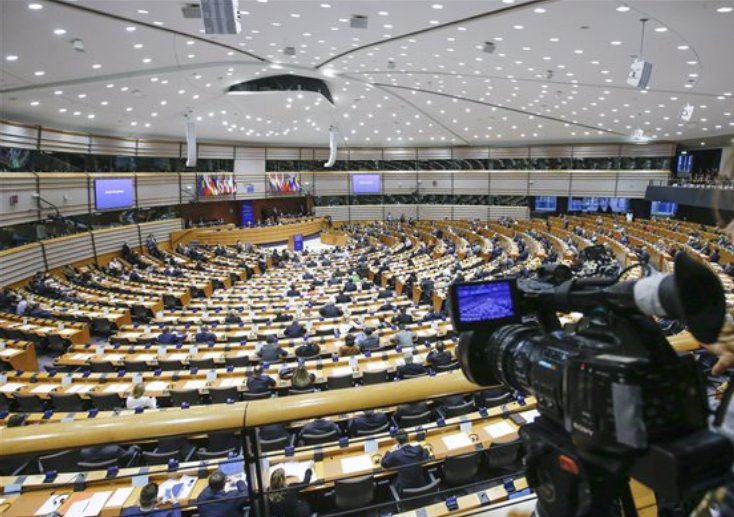 ΕΥΡΩΠΑΙΚΟ ΚΟΙΝΟΒΟΥΛΙΟ ΠΡΟΫΠΟΛΟΓΙΣΜΟΣ: 6 ΔΙΣ. ΕΥΡΩ ΓΙΑ ΑΠΑΣΧΟΛΗΣΗ ...