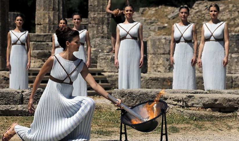 Η ΈΔΕΣΣΑ ΥΠΟΔΕΧΕΤΑΙ ΤΗΝ ΟΛΥΜΠΙΑΚΗ ΦΛΟΓΑ | TASTV.gr | Τα νέα της Πέλλας LIVE