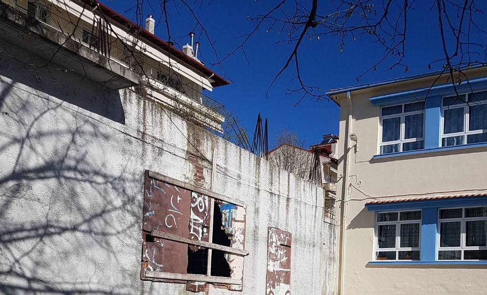 ΣΤΗΝ ΕΔΕΣΣΑ ΚΤΗΡΙΟ ΚΟΥΦΑΡΙ…ΠΑΝΩ ΑΠΟ ΔΕΚΑ ΧΡΟΝΙΑ!!! | TASTV.gr | Τα νέα ...