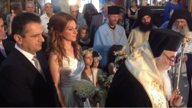 ΤΗΝ ΗΜΕΡΑ ΤΩΝ ΕΚΛΟΓΩΝ ΒΟΥΛΕΥΤΗΣ ΠΑΝΤΡΕΥΤΗΚΕ ΤΗΝ ΕΚΛΕΚΤΗ ΤΗΣ ΚΑΡΔΙΑΣ ΤΟΥ ...