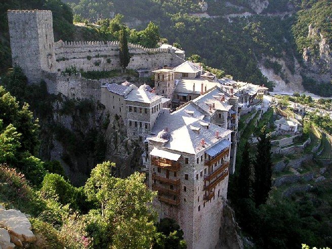 ΠΑΝΗΓΥΡΙΚΗ ΑΘΩΩΣΗ ΤΗΣ ΜΟΝΗΣ ΒΑΤΟΠΑΙΔΙΟΥ ΓΙΑ ΤΟ «ΣΚΑΝΔΑΛΟ» ΜΕ ΤΗ ΛΙΜΝΗ ...