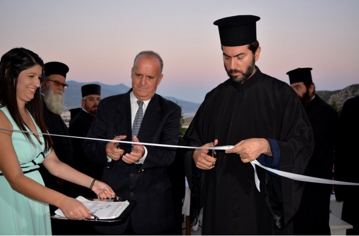 ΔΩΡΙΣΕ ΔΥΟ ΒΙΛΕΣ Ο ΑΛΕΥΡΟΒΙΟΜΗΧΑΝΟΣ ΚΩΣΤΑΣ ΛΟΥΛΗΣ ΣΕ 100 ΠΑΙΔΙΑ ΤΗΣ ...