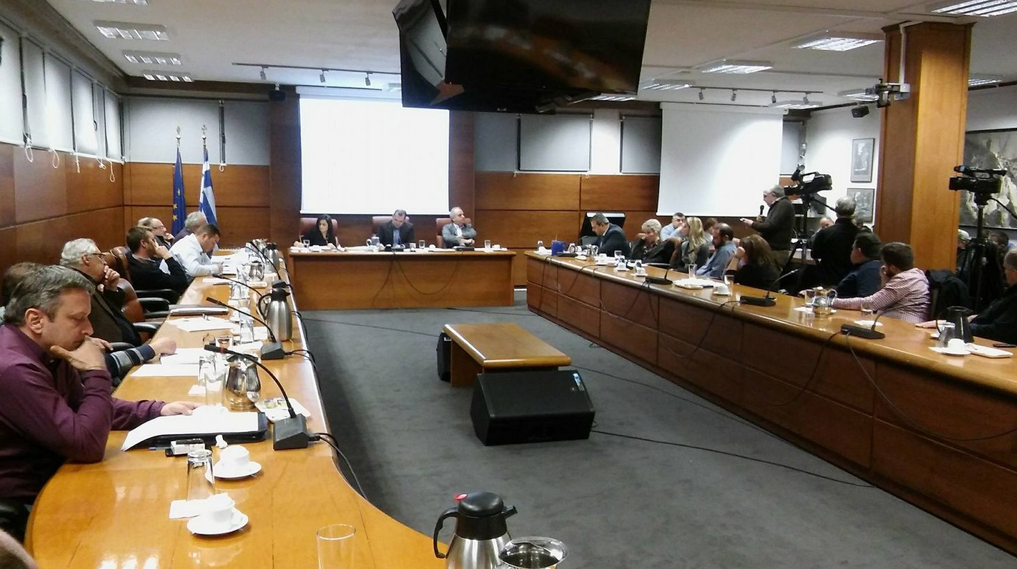 ΕΔΕΣΣΑ : ΤΟ ΔΗΜΟΤΙΚΟ ΣΥΜΒΟΥΛΙΟ ΑΠΟΦΑΣΙΣΕ ΤΗΝ ΑΝΑΠΛΑΣΗ ΤΗΣ ΠΛΑΤΕΙΑΣ ...