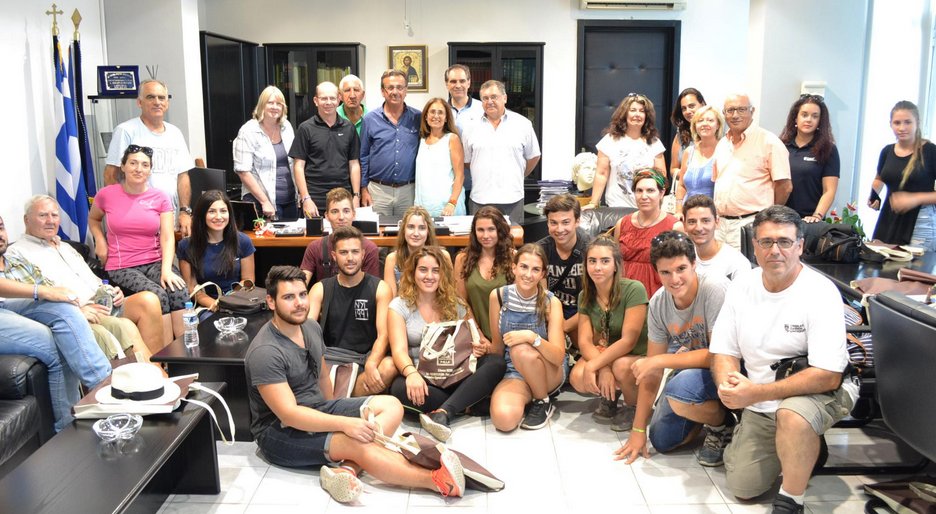 ΕΟΡΤΑΣΜΟΣ 10 ΧΡΟΝΩΝ ΘΕΡΙΝΟΥ ΣΧΟΛΕΙΟΥ ΕΛΛΗΝΙΚΟΥ ΠΟΛΙΤΙΣΜΟΥ ΠΑΝΕΠΙΣΤΗΜΙΟΥ ...
