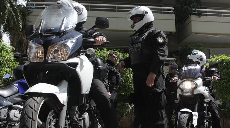 ΕΞΑΡΘΡΩΘΗΚΕ ΚΥΚΛΩΜΑ ΠΑΡΑΝΟΜΩΝ ΕΛΛΗΝΟΠΟΙΗΣΕΩΝ - «ΕΓΚΕΦΑΛΟΣ» ΜΙΑ 59ΧΡΟΝΗ ...