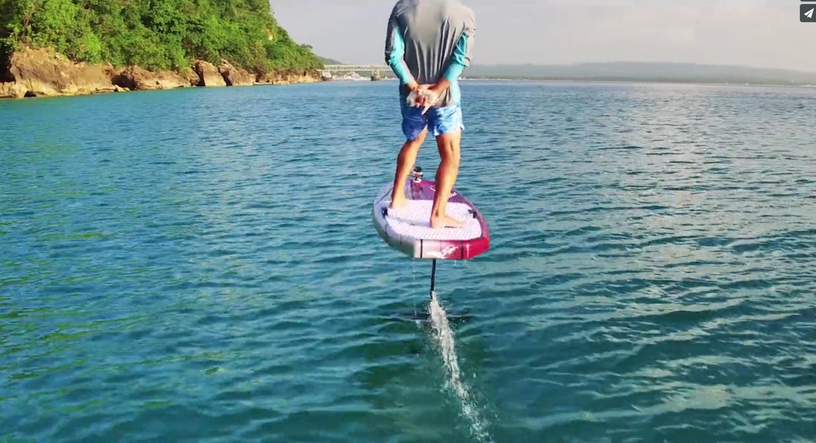 ΗΛΕΚΤΡΙΚΗ ΣΑΝΙΔΑ ΤΟΥ SURF ΠΟΥ ΣΕ ΚΑΝΕΙ ΝΑ ΠΕΤΑΣ ΠΑΝΩ ΑΠΟ ΤΟ ΝΕΡΟ (VIDEO ...