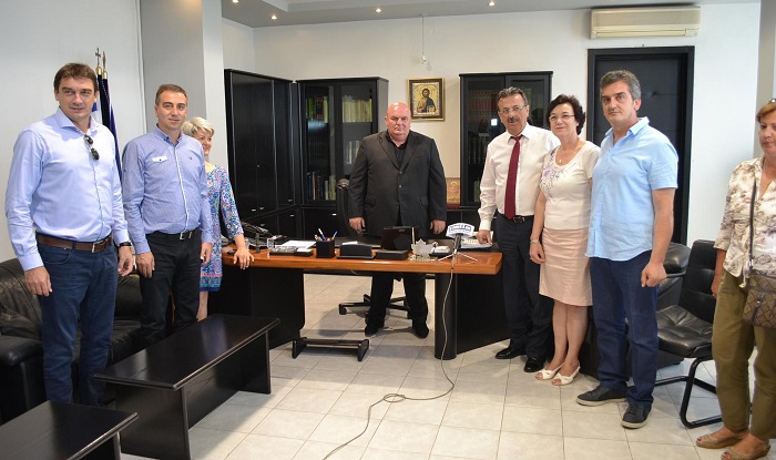 ΕΠΙΣΚΕΨΗ ΣΕΡΒΩΝ ΑΞΙΩΜΑΤΟΥΧΩΝ ΣΤΗΝ ΠΕΡΙΦΕΡΕΙΑΚΗ ΕΝΟΤΗΤΑ ΠΕΛΛΑΣ | TASTV ...