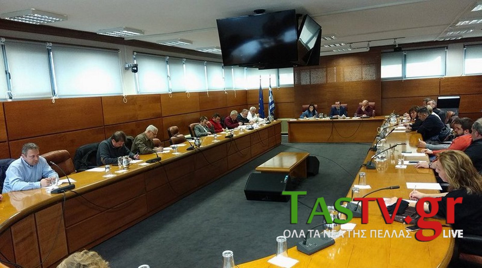 ΑΜΦΙΣΒΗΤΕΙΤΕ Ο ΔΗΜΑΡΧΟΣ ΕΔΕΣΣΑΣ ΑΠΟ ΤΟΝ ΠΡΟΕΔΡΟ ΤΟΥ ΔΗΜ. ΣΥΜΒΟΥΛΙΟΥ ...
