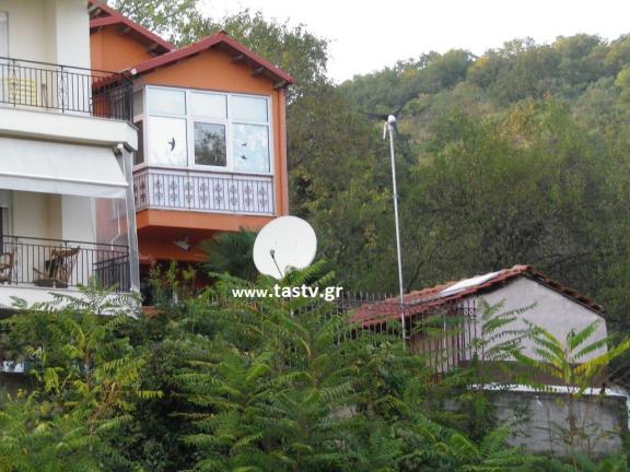 ΕΔΕΣΣΑ: ΣΥΝΕΛΗΦΘΗ ΑΠΟ ΤΗΝ ΑΣΤΥΝΟΜΙΑ ΜΕΤΑ ΑΠΟ ΕΡΕΥΝΑ ΣΤΟ ΣΠΙΤΙ ΤΟΥ ...