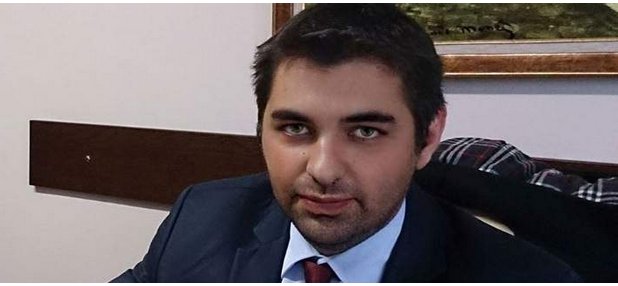 ΠΕΘΑΝΕ ΞΑΦΝΙΚΑ ΣΤΑ 32 ΤΟΥ Ο ΓΙΟΣ ΤΟΥ ΠΕΡΙΦΕΡΕΙΑΡΧΗ ΑΝΑΤΟΛΙΚΗΣ ...