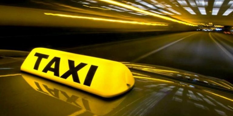 ΝΕΚΡΟΣ ΟΔΗΓΟΣ ΤΑΞΙ ΣΕ ΠΟΛΗ ΤΗΣ ΜΑΚΕΔΟΝΙΑΣ ΜΕ ΣΦΑΙΡΑ ΣΤΟΝ ΚΡΟΤΑΦΟ ...