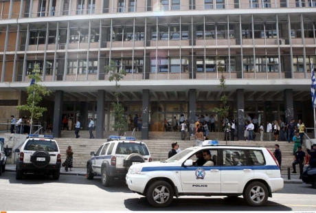 ΔΙΚΑΣΤΗΚΕ Ο τ. ΔΗΜΑΡΧΟΣ ΣΤΑΥΡΟΣ ΤΟΥΦΕΓΓΟΠΟΥΛΟΣ ΓΙΑ ΠΑΡΑΒΑΣΗ ΚΑΘΗΚΟΝΤΟΣ ...