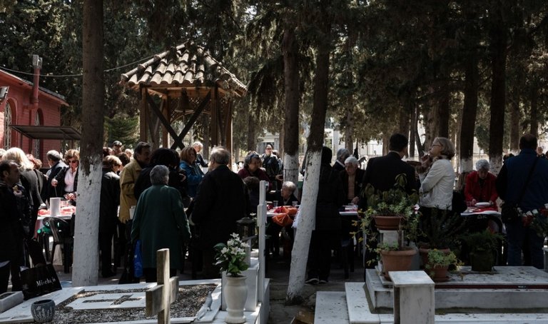 ΜΕ ΕΞΟΔΑ ΤΩΝ ΔΗΜΩΝ ΟΙ ΚΗΔΕΙΕΣ ΤΩΝ ΟΙΚΟΝΟΜΙΚΑ ΑΔΥΝΑΤΩΝ - «ΠΡΑΣΙΝΟ ΦΩΣ ...