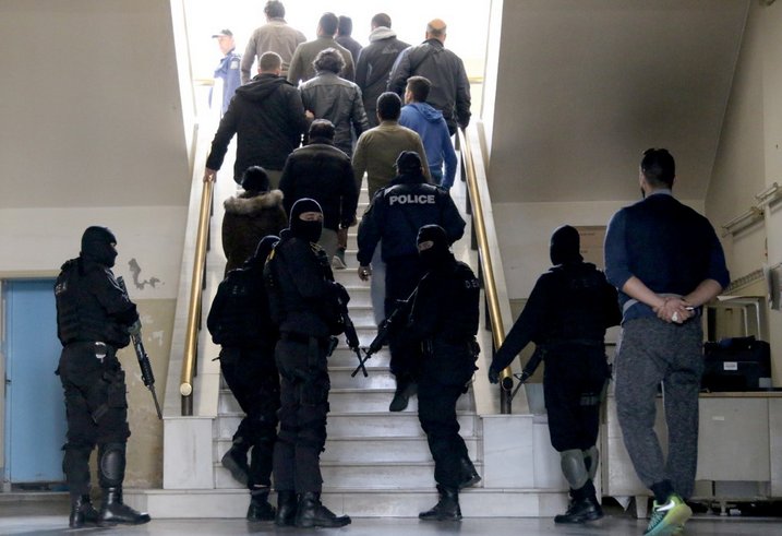 ΣΥΝΕΛΗΦΘΗΣΑΝ ΤΕΣΣΕΡΑ ΑΤΟΜΑ ΣΤΗ ΒΟΡΕΙΑ ΕΛΛΑΔΑ ΓΙΑ ΠΑΡΑΝΟΜΗ ΔΙΑΚΙΝΗΣΗ ...