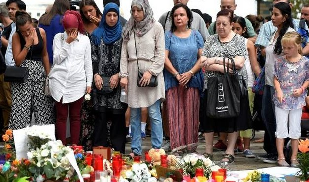 ΣΤΗΝ ΒΑΡΚΕΛΩΝΗ ΟΙ ΜΟΥΣΟΥΛΜΑΝΟΙ ΔΙΑΔΗΛΩΣΑΝ ΣΤΟΥΣ ΔΡΟΜΟΥΣ ΚΑΤΑ ΤΗΣ ...