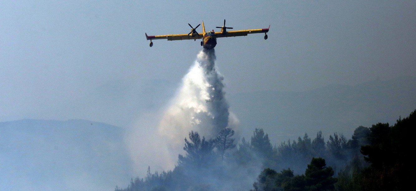 ΣΥΝΕΧΙΖΕΤΑΙ Η ΜΑΧΗ ΜΕ ΤΙΣ ΦΩΤΙΕΣ ΣΤΗΝ ΑΝΑΤΟΛΙΚΗ ΑΤΤΙΚΗ -ΠΟΛΥ ΥΨΗΛΟΣ Ο ...