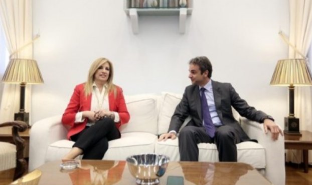 ΣΤΑ 402 ΕΚΑΤ. ΕΥΡΩ ΤΑ ΜΗ ΕΞΥΠΗΡΕΤΟΥΜΕΝΑ ΔΑΝΕΙΑ ΤΗΣ ΝΔ ΚΑΙ ΤΟΥ ΠΑΣΟΚ ...