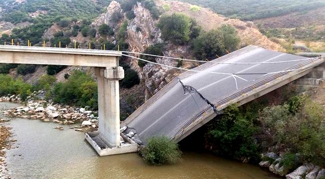 ΞΑΝΘΗ: ΚΑΤΕΡΡΕΥΣΕ ΓΕΦΥΡΑ ΣΤΟΝ ΠΟΤΑΜΟ ΚΟΜΨΑΤΟ (PHOTOS) | TASTV.gr | Τα ...