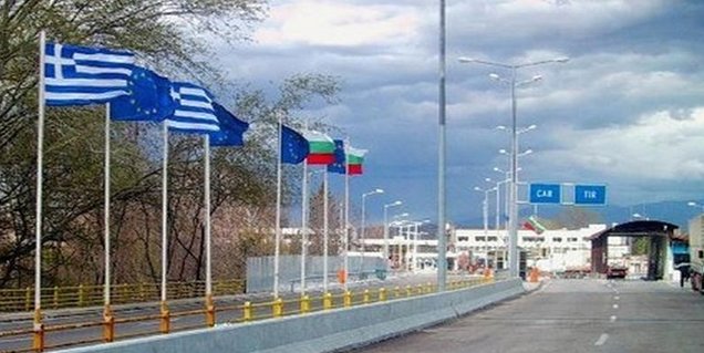 Η ΑΠΑΝΤΗΣΗ : ΓΙΑΤΙ ΟΙ ΈΛΛΗΝΕΣ ΕΠΙΧΕΙΡΗΜΑΤΙΕΣ ΜΕΤΑΝΑΣΤΕΥΟΥΝ ΣΤΗ ...