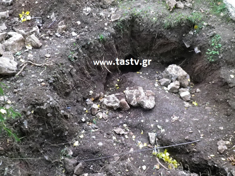 ΒΡΕΘΗΚΕ Ο ΤΑΦΟΣ ΤΟΥ ΝΕΟΜΑΡΤΥΡΑ ΔΗΜΗΤΡΙΟΥ ΣΤΟ ΚΑΤΩ ΓΡΑΜΜΑΤΙΚΟ; (PHOTO ...