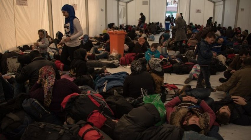 «ΧΑΘΗΚΑΝ» 13.000 ΠΡΟΣΦΥΓΕΣ ΑΠΟ ΧΩΡΟΥΣ ΦΙΛΟΞΕΝΙΑΣ ΣΤΗΝ ΕΛΛΑΔΑ | TASTV.gr ...
