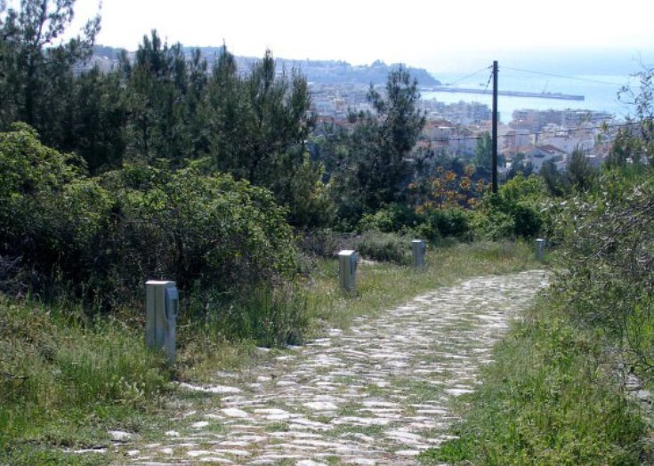 ΙΤΑΛΟΙ ΑΡΧΙΤΕΚΤΟΝΕΣ ΠΕΡΠΑΤΟΥΝ ΤΗΝ ΑΡΧΑΙΑ ΕΓΝΑΤΙΑ ΟΔΟ | TASTV.gr | Τα ...