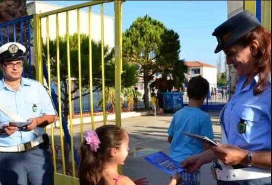 ΑΣΤΥΝΟΜΙΚΟΙ ΣΤΑ ΣΧΟΛΕΙΑ: ΘΑ ΕΝΗΜΕΡΩΝΟΥΝ ΜΑΘΗΤΕΣ ΓΙΑ ΡΑΤΣΙΣΜΟ, ΝΑΡΚΩΤΙΚΑ ...