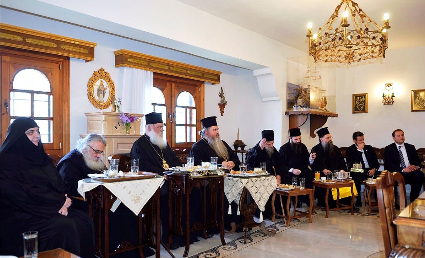 Ο ΑΡΧΙΕΠΙΣΚΟΠΟΣ ΑΘΗΝΩΝ ΕΠΙΣΚΕΥΤΗΚΕ ΤΗΝ Ι.ΜΟΝΗ ΑΓ. ΓΡΗΓΟΡΙΟΥ ΠΑΛΑΜΑ ...