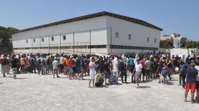 ΣΤΟ ΣΤΟΧΑΣΤΡΟ ΤΗΣ ΜΑΦΙΑΣ ΤΑ ΚΕΝΤΡΑ ΦΙΛΟΞΕΝΙΑΣ ΠΡΟΣΦΥΓΩΝ , | TASTV.gr ...