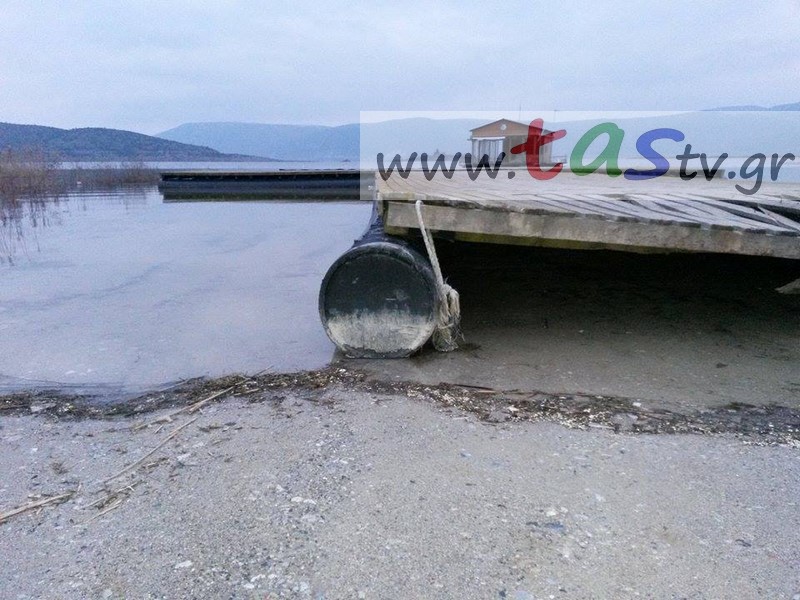 Η ΠΛΩΤΗ ΕΞΕΔΡΑ ΚΑΝΕΙ ΚΡΟΥΑΖΙΕΡΑ ΣΤΗΝ ΛΙΜΝΗ ΒΕΓΟΡΙΤΙΔΑ (VIDEO & PHOTOS ...