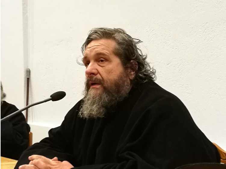 Ο π. ΝΙΚΟΛΑΟΣ ΛΟΥΔΟΒΙΚΟΣ ΕΙΣΗΓΗΤΗΣ ΣΤΗΝ 1η ΙΕΡΑΤΙΚΗ ΣΥΝΑΞΗ ΤΟΥ 2019 ...