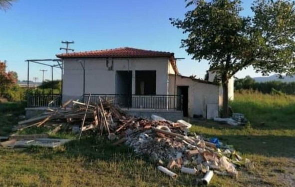 ΓΙΑΝΝΗΣ ΣΗΦΑΚΗΣ : ΞΕΚΙΝΗΣΕ ΤΟ ΕΡΓΟ ΕΠΙΣΚΕΥΗΣ ΤΟΥ ΚΤΙΡΙΟΥ ΓΙΑ ΤΗΝ ΣΤΕΓΗ ...
