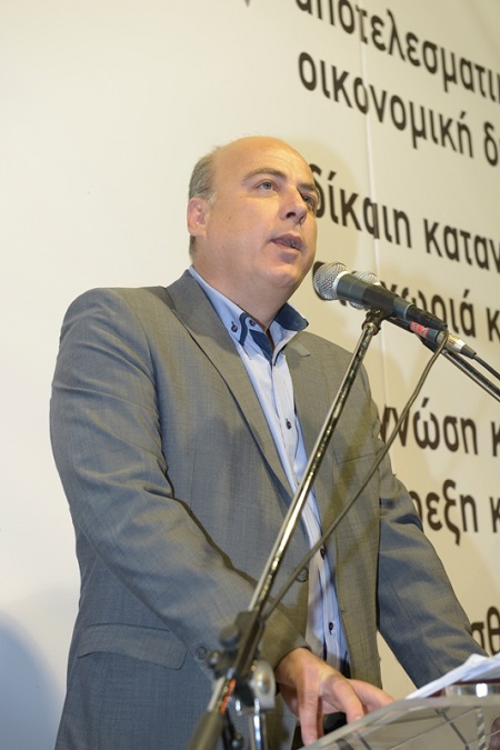 ΚΟΣΜΟΣΥΡΡΟΗ ΣΤΗ ΣΥΓΚΕΝΤΡΩΣΗ ΤΟΥ ΥΠΟΨ. ΔΗΜΑΡΧΟΥ Ν. ΠΑΠΑΝΙΚΟΛΑΟΥ ΣΤΟ Ν ...