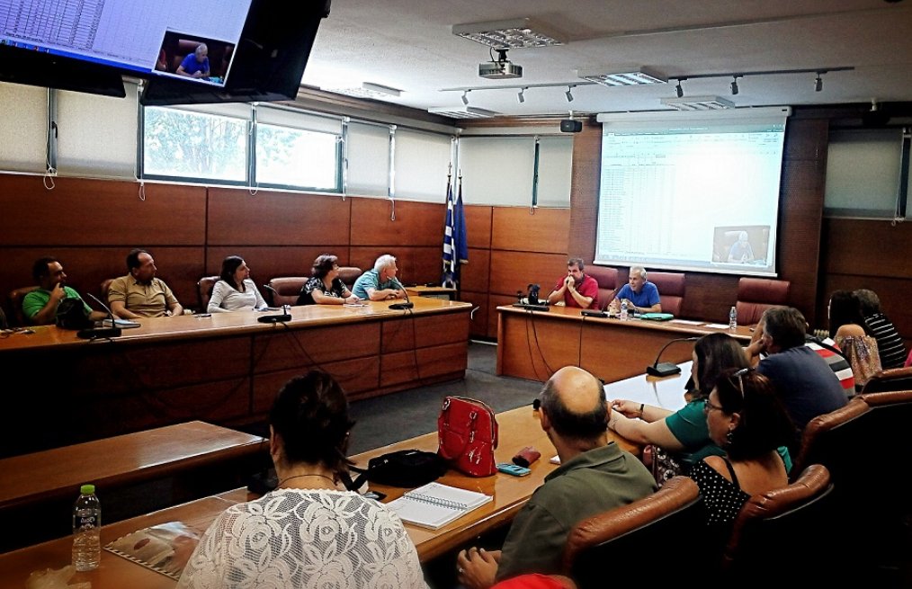 ΔΗΜΟΣ ΕΔΕΣΣΑΣ : ΣΥΝΑΝΤΗΣΗ ΔΙΕΥΘΥΝΤΩΝ ΣΧΟΛΙΚΩΝ ΜΟΝΑΔΩΝ | TASTV.gr | Τα ...
