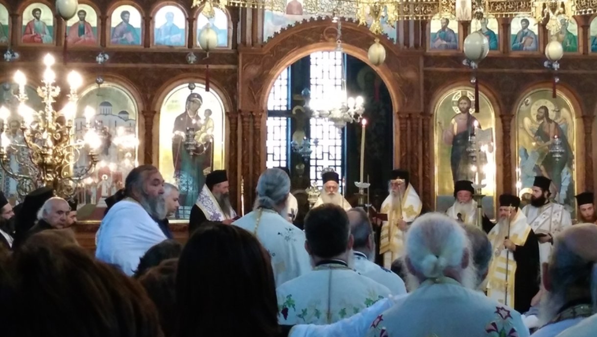 ΠΑΡΟΥΣΙΑ ΕΠΤΑ ΑΡΧΙΕΡΕΩΝ ΤΕΛΕΣΘΗΚΕ Η ΚΗΔΕΙΑ ΤΟΥ ΜΑΚΑΡΙΣΤΟΥ π ...