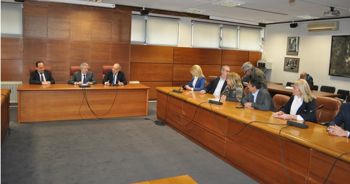 Ο ΥΠΟΥΡΓΟΣ ΔΙΚΑΙΟΣΥΝΗΣ κ. ΚΟΝΤΟΝΗΣ ΣΤΟ ΔΗΜΑΡΧΕΙΟ ΕΔΕΣΣΑΣ (PHOTOS ...