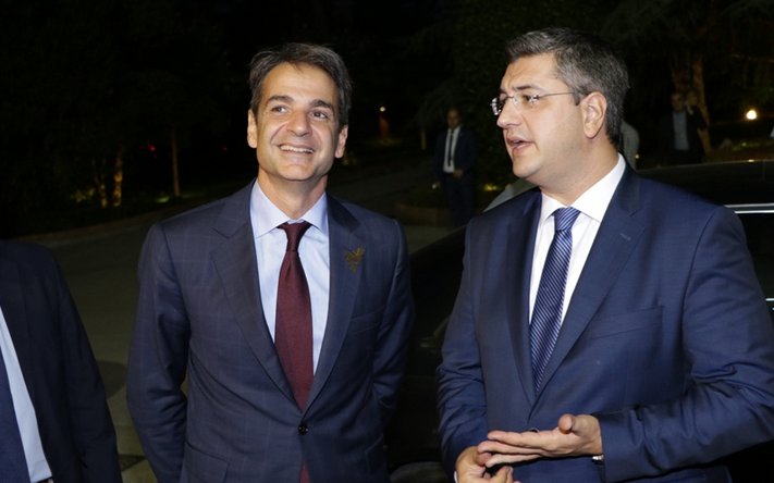 ΣΥΝΑΝΤΗΣΗ ΚΥΡΙΑΚΟΥ ΜΗΤΣΟΤΑΚΗ ΚΑΙ ΑΠΟΣΤΟΛΟΥ ΤΖΙΤΖΙΚΩΣΤΑ (PHOTOS) | TASTV ...