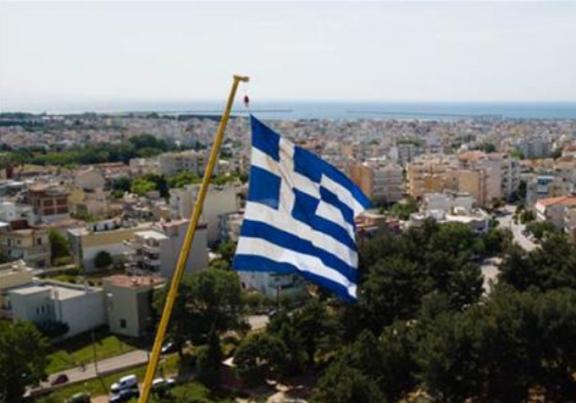 ΣΤΗΝ ΑΛΕΞΑΝΔΡΟΥΠΟΛΗ ΑΝΕΜΙΖΕΙ Η ΜΕΓΑΛΥΤΕΡΗ ΕΛΛΗΝΙΚΗ ΣΗΜΑΙΑ (VIDEO ...