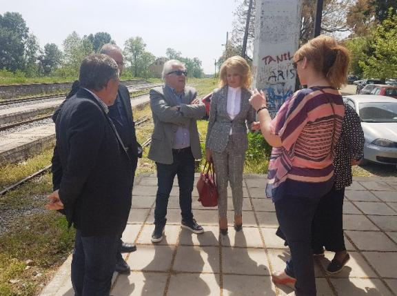 ΘΕΟΔΩΡΑ ΤΖΑΚΡΗ: ΕΠΙΣΚΕΨΗ ΠΡΟΕΔΡΟΥ ΤΗΣ ΓΑΙΟΣΕ ΣΤΟΝ ΣΙΔΗΡΟΔΡΟΜΙΚΟ ΣΤΑΘΜΟ ...
