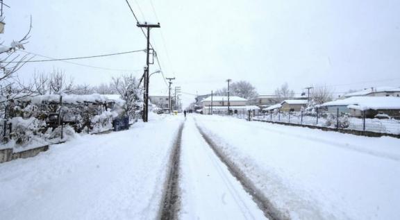 Η ΚΑΚΟΚΑΙΡΙΑ ΞΕΚΙΝΑ ΜΕΤΑ ΤΑ ΜΕΣΑΝΥΧΤΑ ΑΠΟ ΤΑ ΒΟΡΕΙΑ - ΧΙΟΝΙ ΑΠΟ ΤΗ ΘΗΒΑ ...