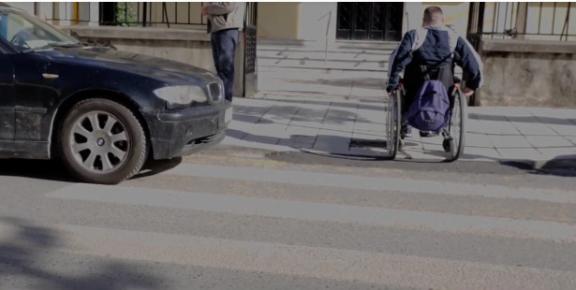 Η ΈΔΕΣΣΑ ΜΕ ΤΑ ΜΑΤΙΑ ΤΩΝ ΑΜεΑ. ΠΡΟΒΛΗΜΑΤΑ ΠΟΥ ΖΗΤΟΥΝ ΛΥΣΗ [VIDEO ...