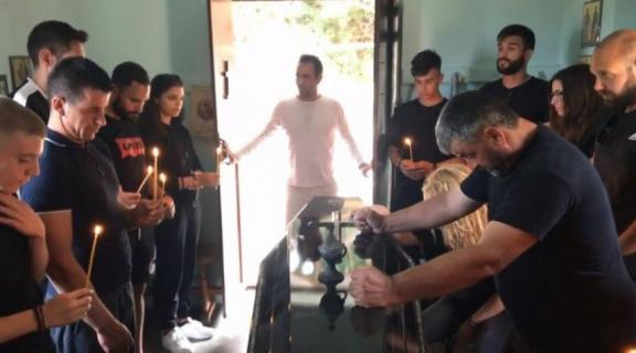 «ΕΧΕΙΣ ΠΑΕΙ ΣΕ ΚΗΔΕΙΑ ΕΙΚΟΣΑΧΡΟΝΟΥ»; (ΒΙΝΤΕΟ) | TASTV.gr | Τα νέα της ...